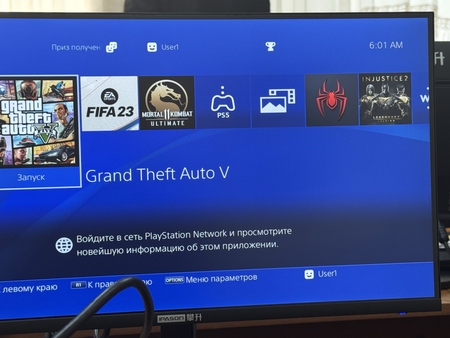 Продаю Ps 4 slim 500g срочно