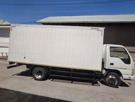 Isuzu sotiladi 2016 yil dizel