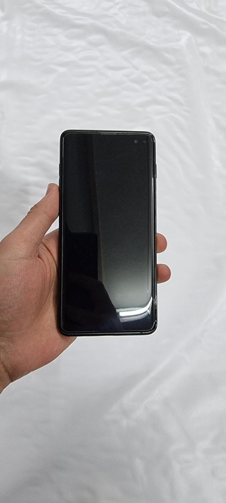 Samsung s10 plyus