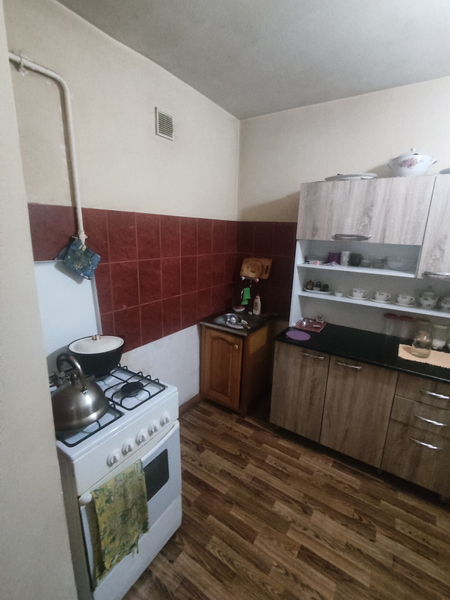 Срочно продается квартира 2 комнатная состояние отличное