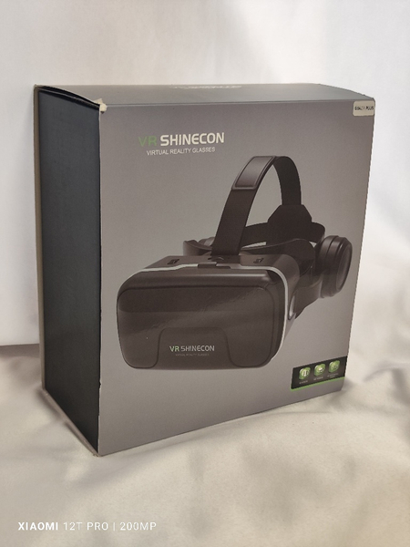 VR SHINECON ochki sotiladi