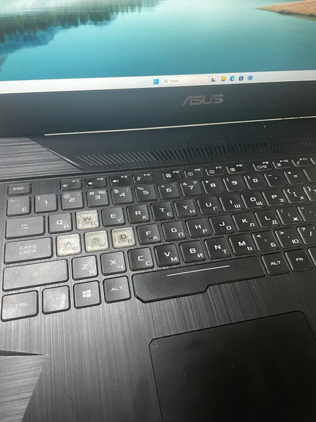 Asus Tuf Gaming 17 inch, Amd Ryzen 7 3750 H