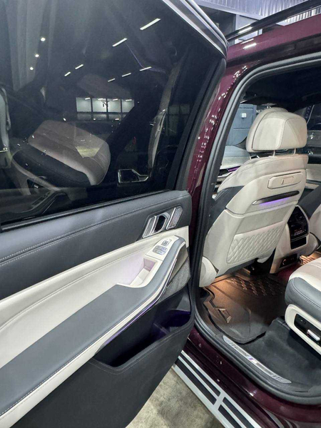 BNW X7 xDrive 40i 2023 год