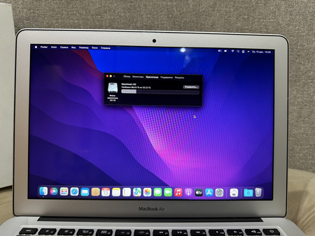 * Apple MacBook Air 13 A1466 core i5 2017 г в отличном состоянии