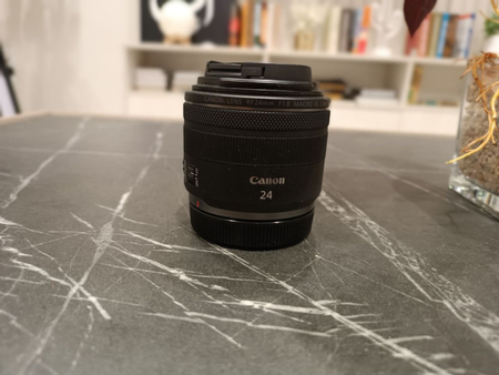 Canon RF 24mm 1.8 Macro IS STM