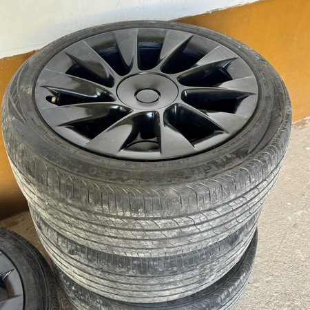 Tesla R20 Diska ideal sotiladi
