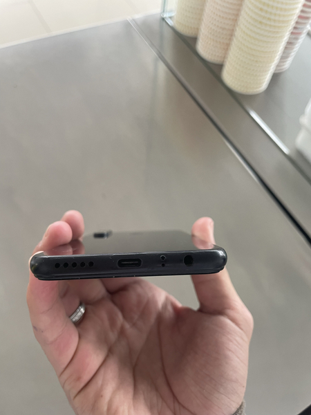 RedMi note 8 Holati yaxshi