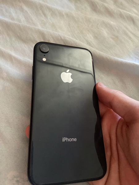 Iphone xr sotiladi