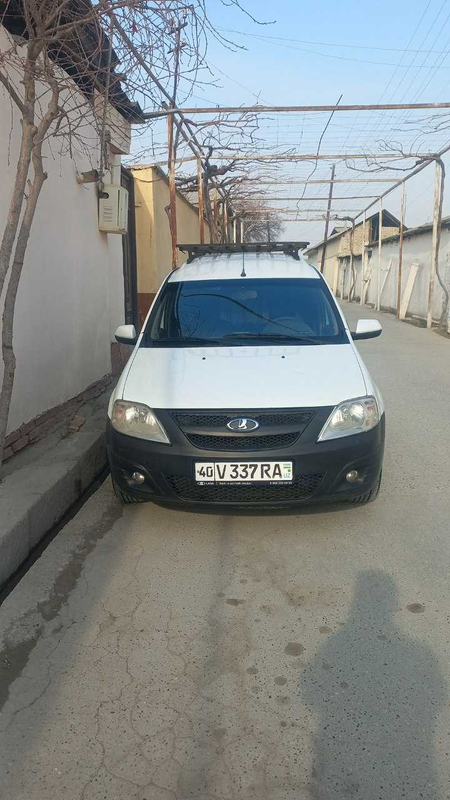 Продаю лада Ларгус.
