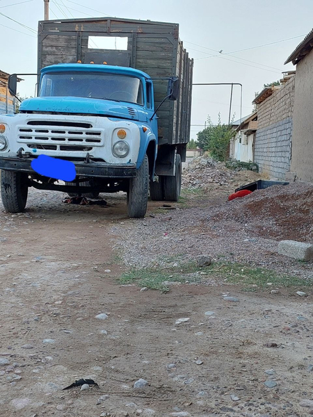 Zil 130 idialni hilatda