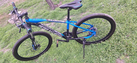 Velosiped holati yaxshi 2 oy haydalgan