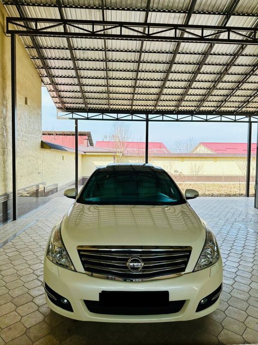 Nissan teana yahshi holatda