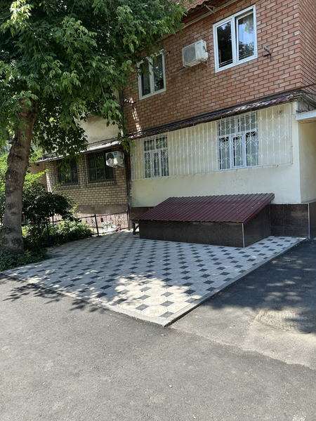 срочно Аренда Хамза 3/1/4 метро 100 метр