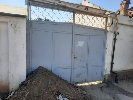 Darvoza, vorota. 2.80×3.20  sena