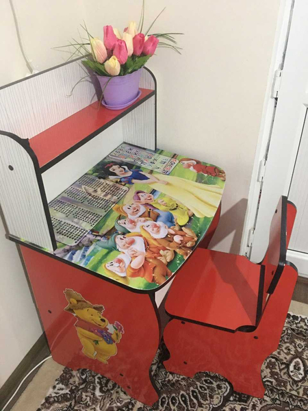 Продается детская парта