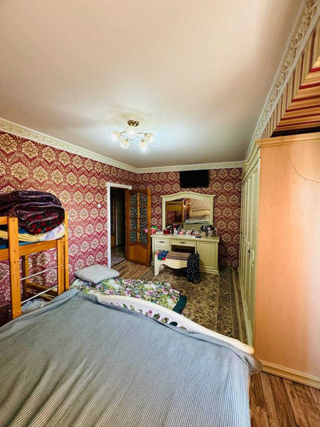 Продам 5-ти комнатную квартиру 150м2