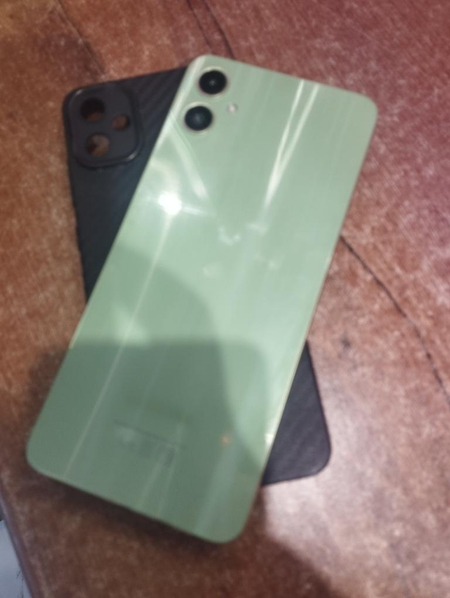 Samsung A05 sostayana yengi