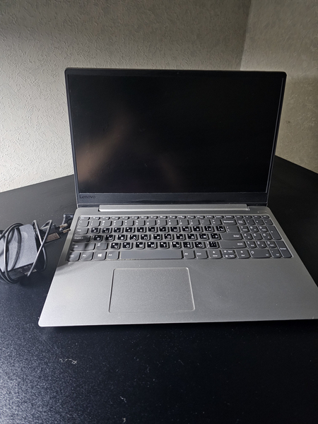 Ноутбук Lenovo Ideapad 330S-15IKB Intel Core i3 7020U 2300 MHz/15.6