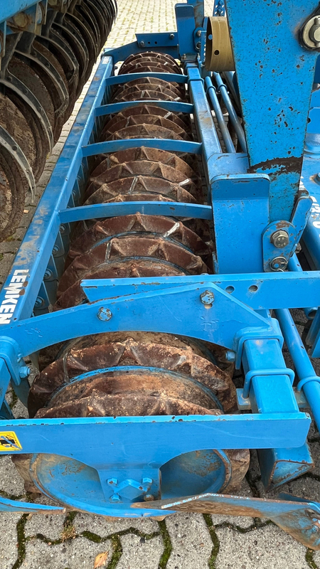 Lemken Saphir 7 , Case, Claas, John Deere, Belarus