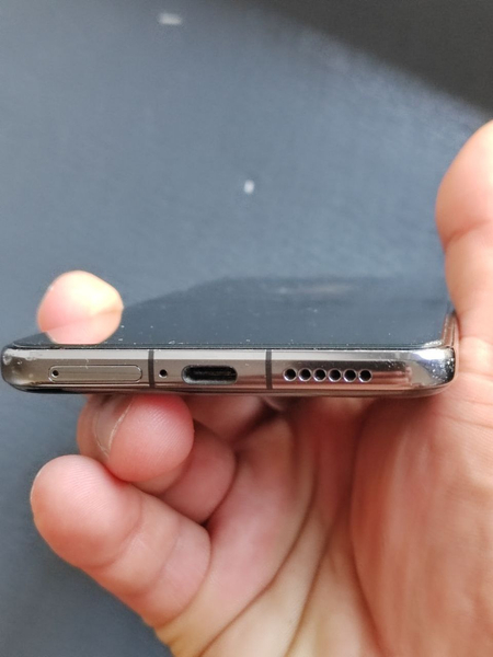 Продаётся телефон HUAWEI MATE 50 8/256G