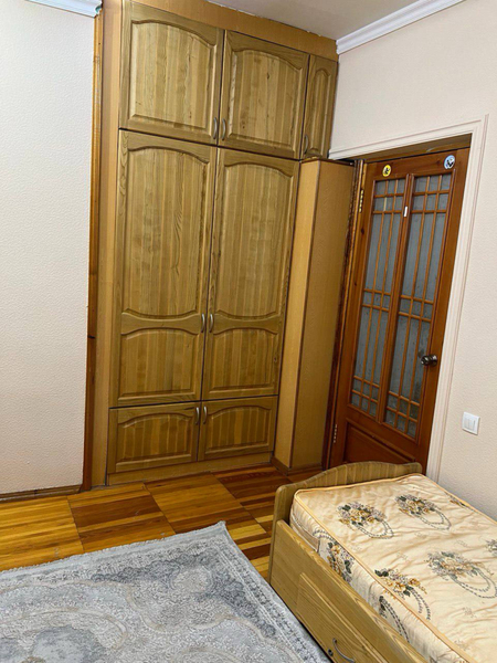 Продается 3 комнатная Чиланзар Е метро Хамза