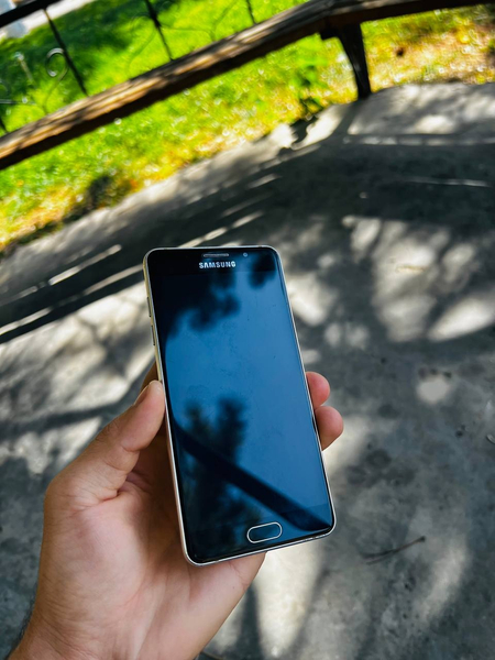 Telefon sotiladi A 5 2015 A5 2016