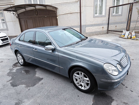 Mersedes Benz, W211, E240