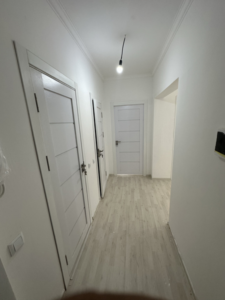 Yashnabod rayon OLMOS MAXALLASIda 3 xona 85 kvadratli kvartira sotilad
