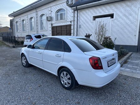 Lacetti 2009 3poz avtomat