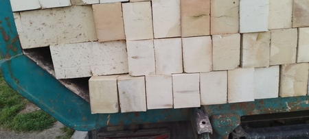 Gishtlarimiz 150 markali sifatiga 100% javob beramiz