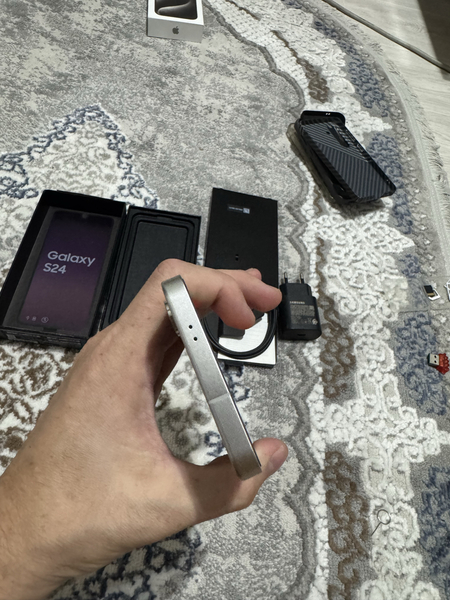 Samsung S24  6 oy garantiyasi bor