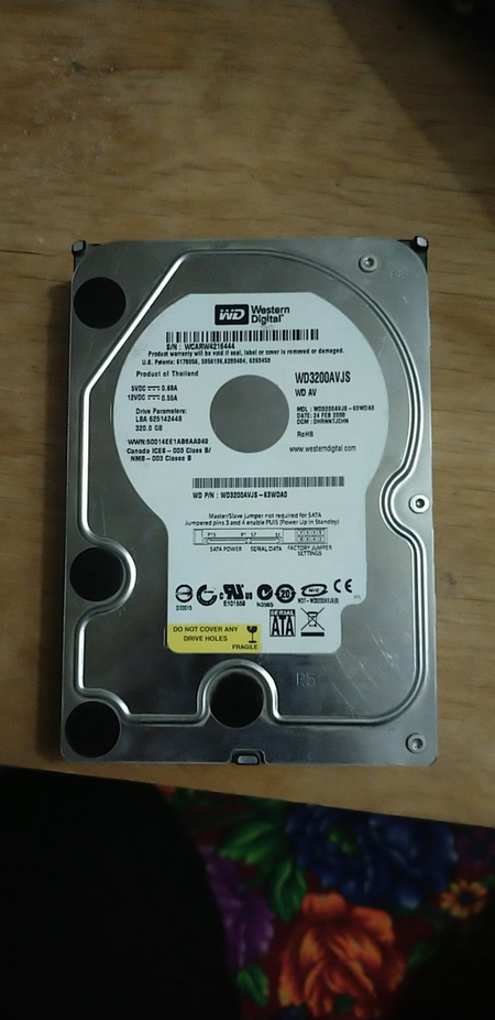 Жёсткий диск продается. Qattiq disk sotiladi