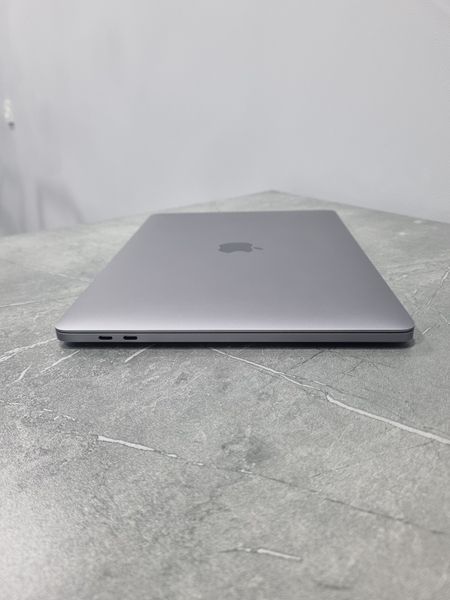 MacBook pro 2019