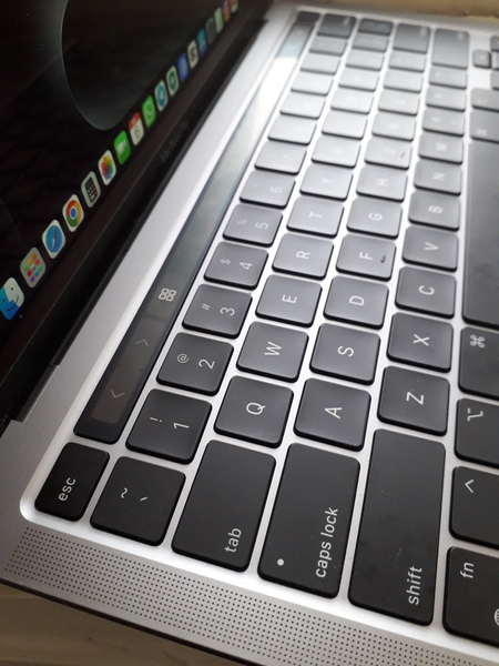Macbook pro 2020 M1