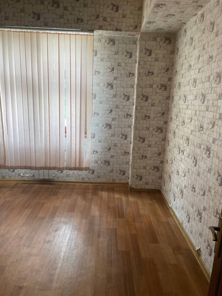 Офис Новостройкада 100м2 Сагбон чорраха
