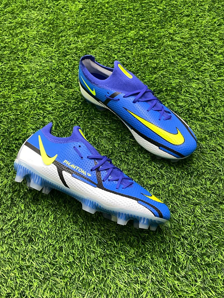 Футбольные бутсы Nike Phantom!