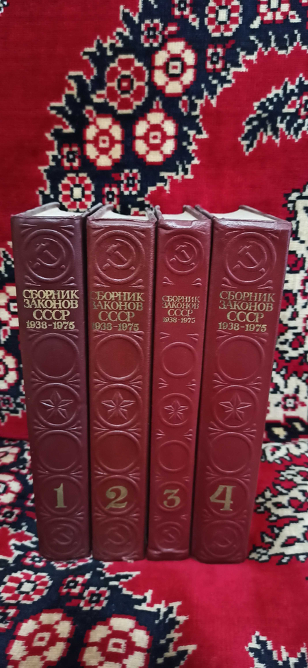 Продаю книги - справочники, словари и др.