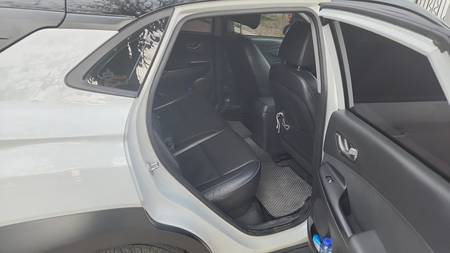 Hyundai Kona Elektro car  Elektromobil sotiladi.electric KOREA
