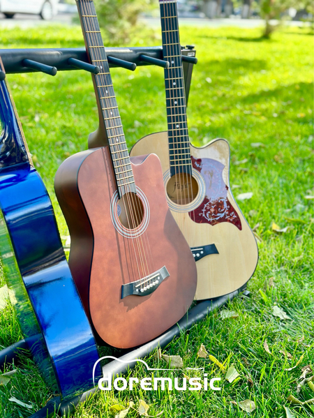 Akustik Gitara SKIDKA!