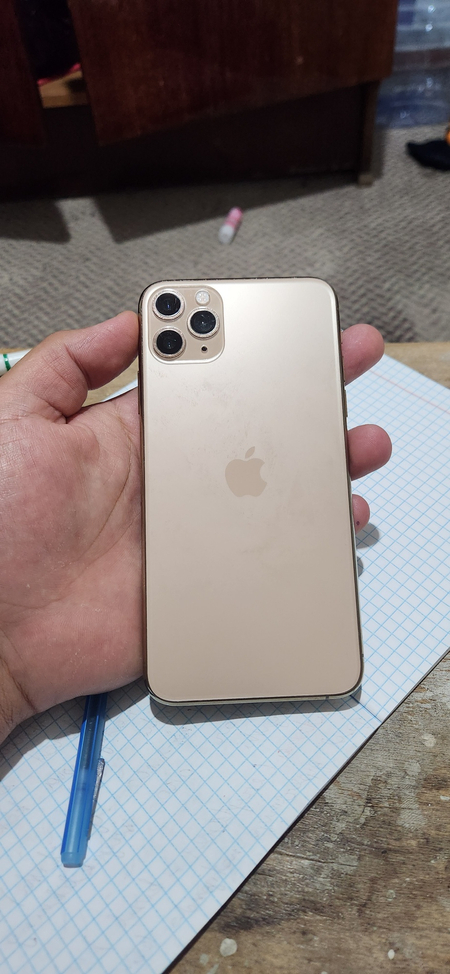 Iphone 11 pro max 260$