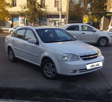 Продается Chevrolet Lacetti 2010
