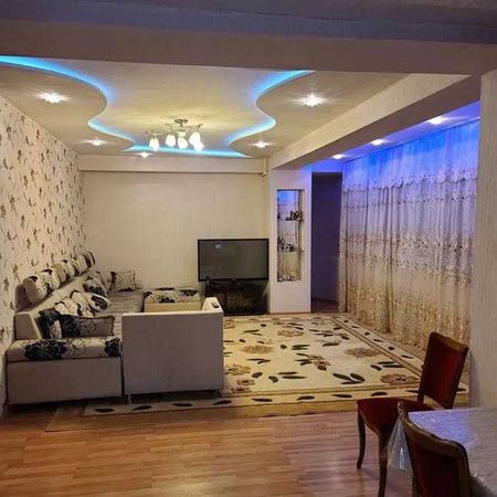 Сдам 3-комнатную банковскую на Хамзе, 600!