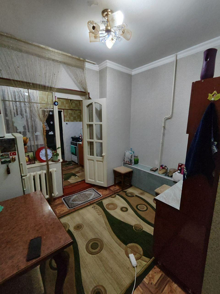 Юа. 17. 2х ком, 1 этаж. Огород, парковка