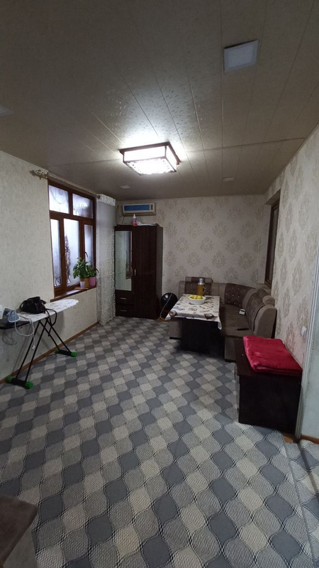 м-в Ялангач  2/1/4_50м²_68.000 $ кафе Бухара
