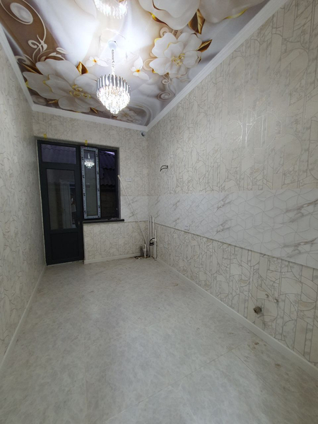 Yangi qurilgan xovli
