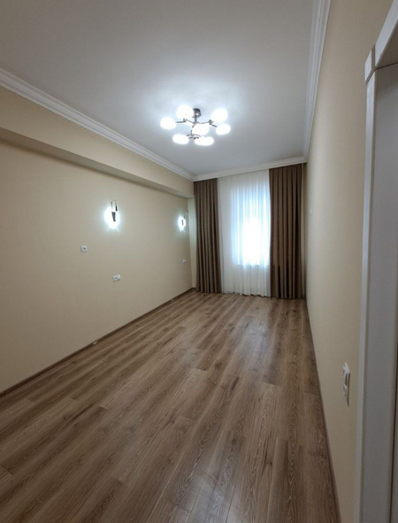 ПРОДАЕТСЯ 4/5/10 срочно 
Новостройка 
ЖК САЛАМАТИНА 
на Саламитина