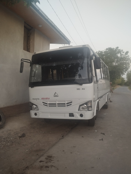 Isuzi  avtobus 2019