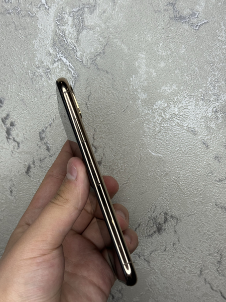 Iphone xs LL/A ideal 64GB