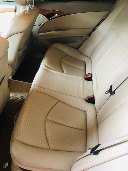 Продам Mercedes 211 в хорошем состоянии