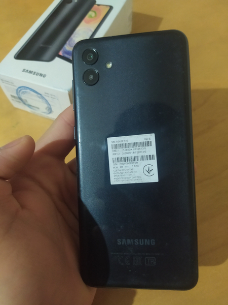 Samsung galaxy a04